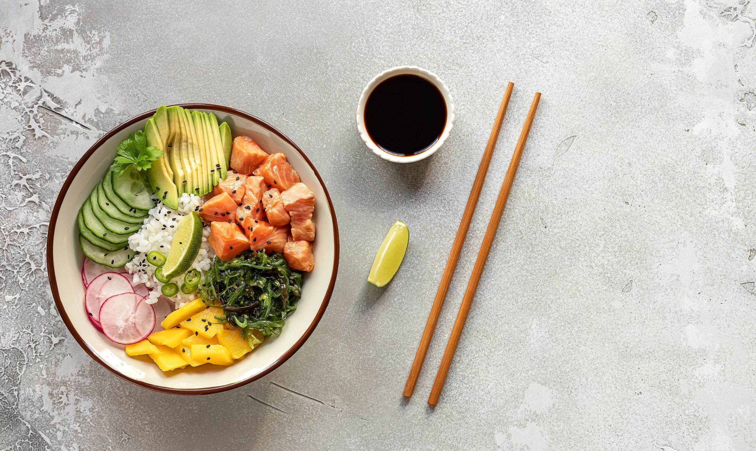 4 idées de recettes de poke bowl à faire à la maison